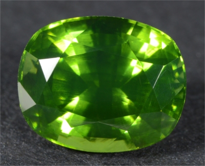 Spec4Gem - 3.17ct Vivid-green zircon from Sri Lanka